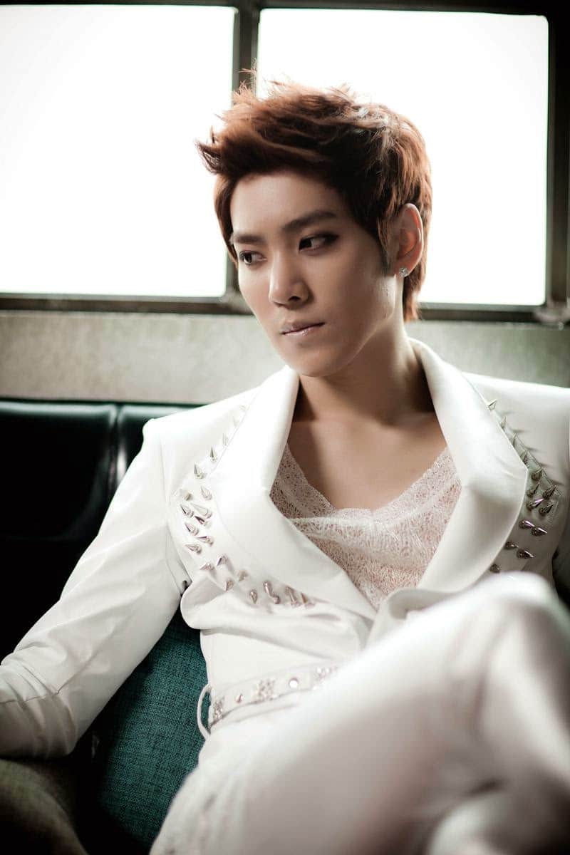 Mutlu Yıllar F.CUZ Raehyun - KoreZin