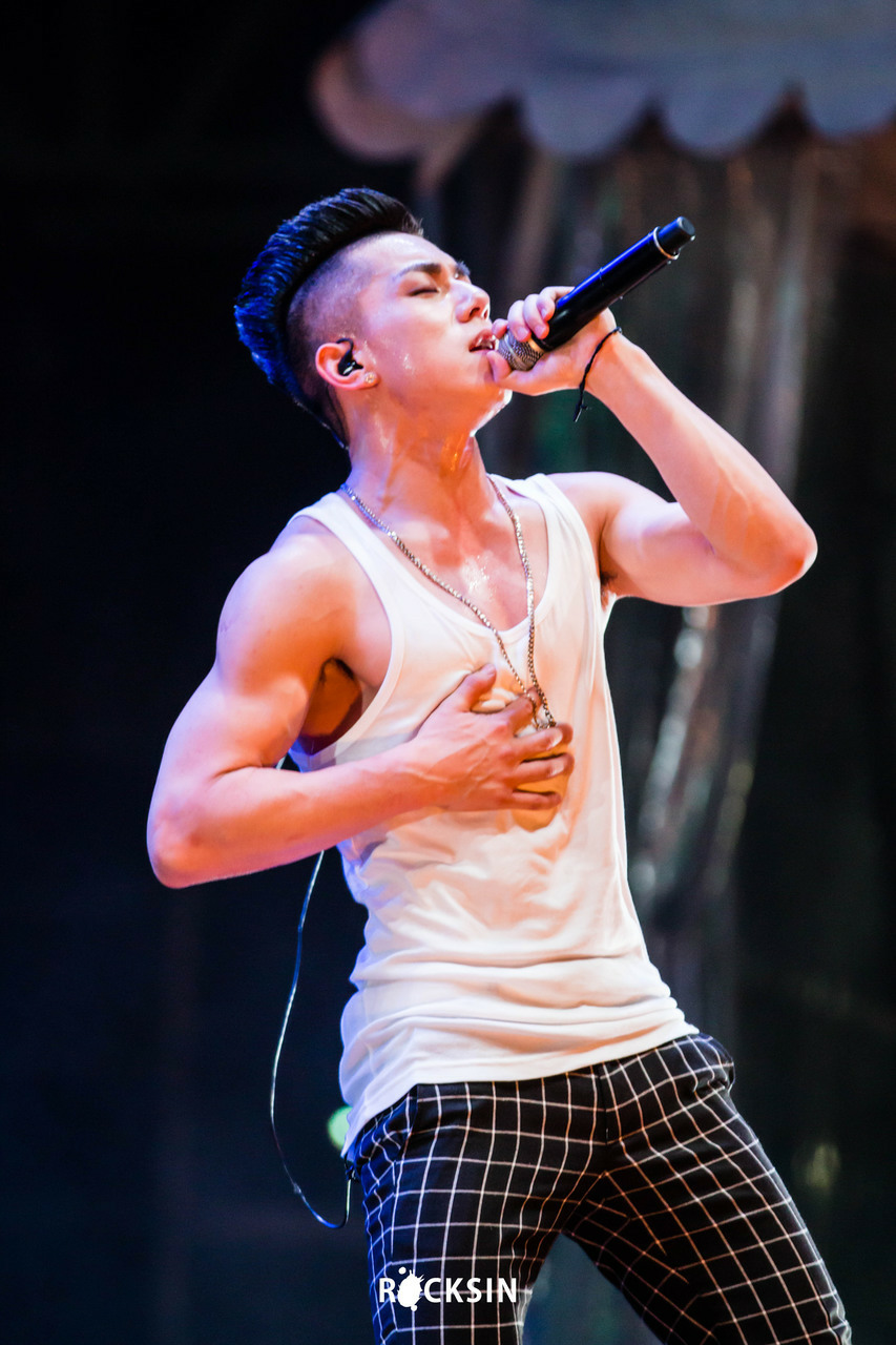 Mutlu Yıllar Cross Gene’in Vahşi Dabberı Casper! - KoreZin