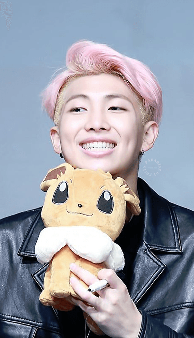 Rap Monster'ın Güldüğünde Gamzelerini Gördüğümüz 47 Fotoğrafı! - KoreZin