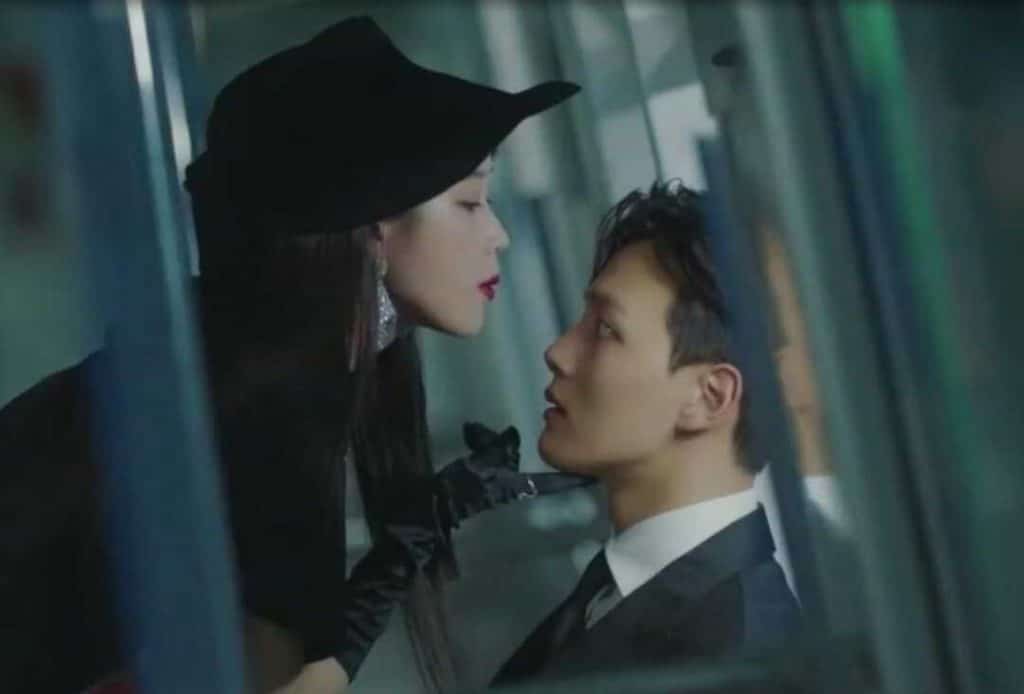 IU, 'Hotel Del Luna'nın Yeni Tanıtım Videosunda Yee Jin Go'yu Ürkütücü ...