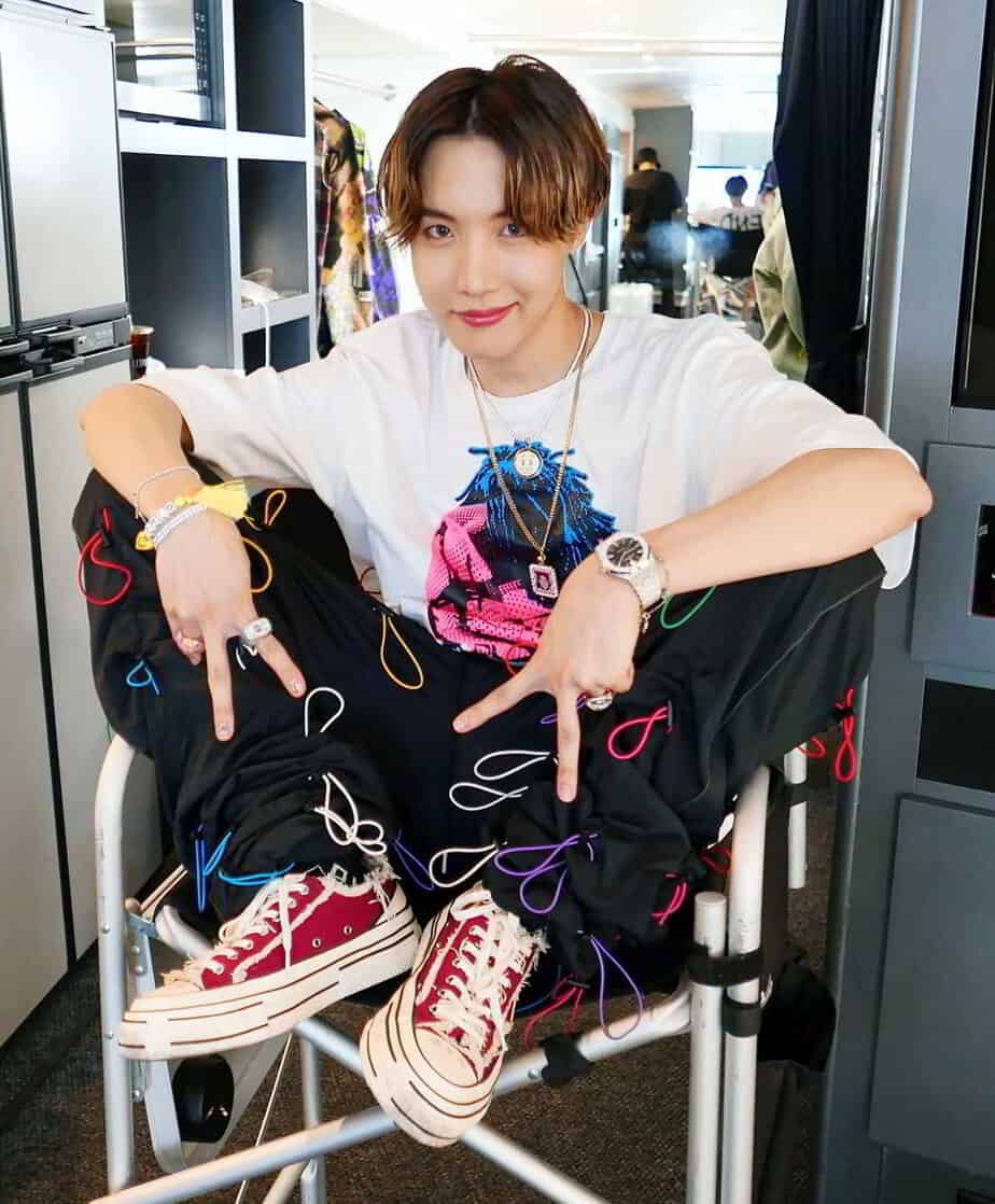 BTS'ten J-Hope, YouTube'un Yenilenen Politikasının Ardından "Chicken ...