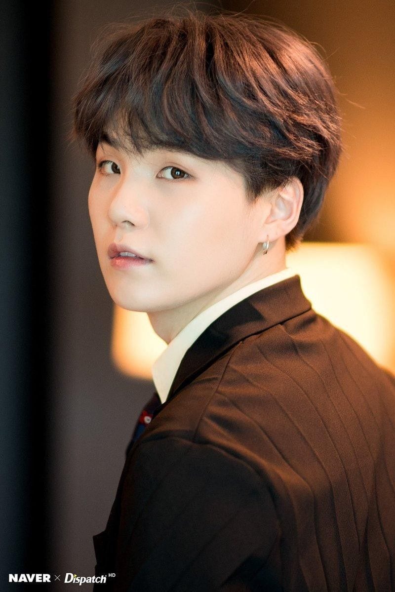 [GÜNCELLENDİ] BTS'ten SUGA'nın, Bugün Diğer Grup Üyeleriyle Birlikte ...