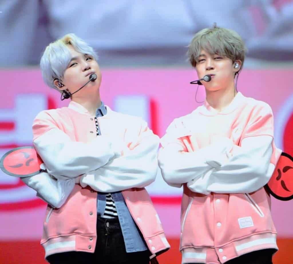 BTS'ten SUGA ve Jimin'den, Görmeyi Sevdiğimiz "MiniMini" Anları - KoreZin