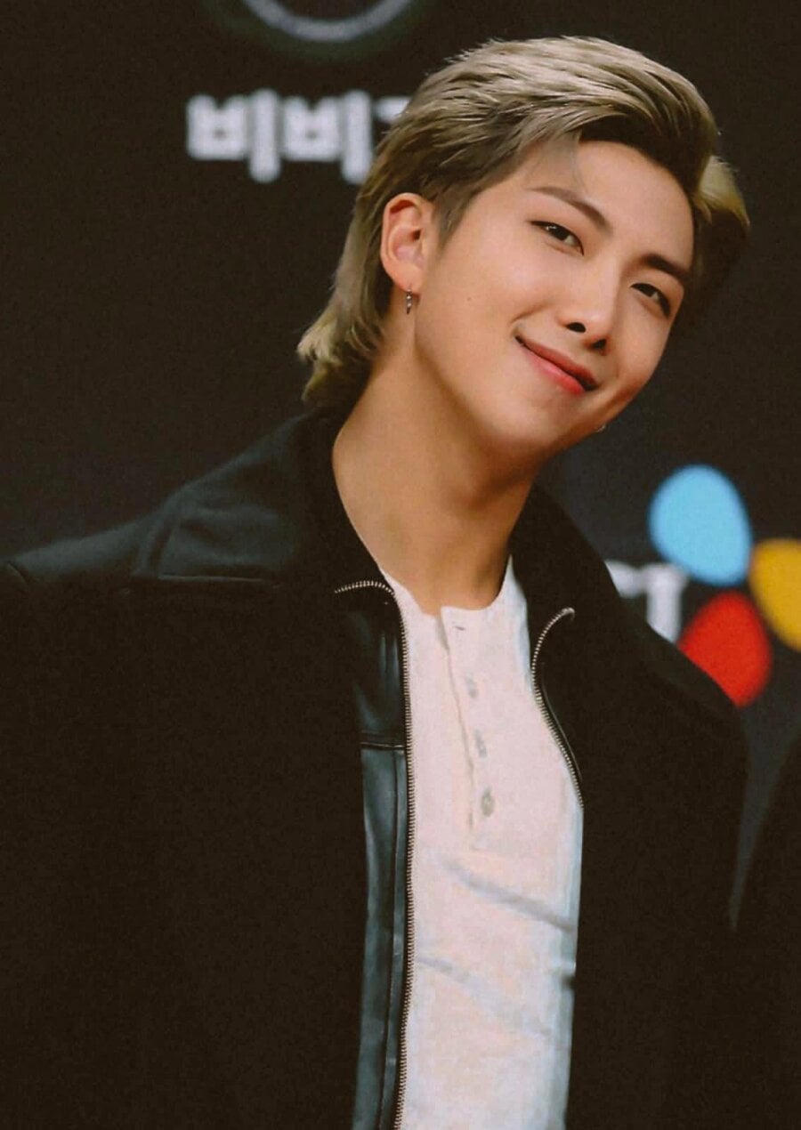 BTS'ten RM, Etkileyici Bir Mektupla 2020'yi Uğurladı - KoreZin