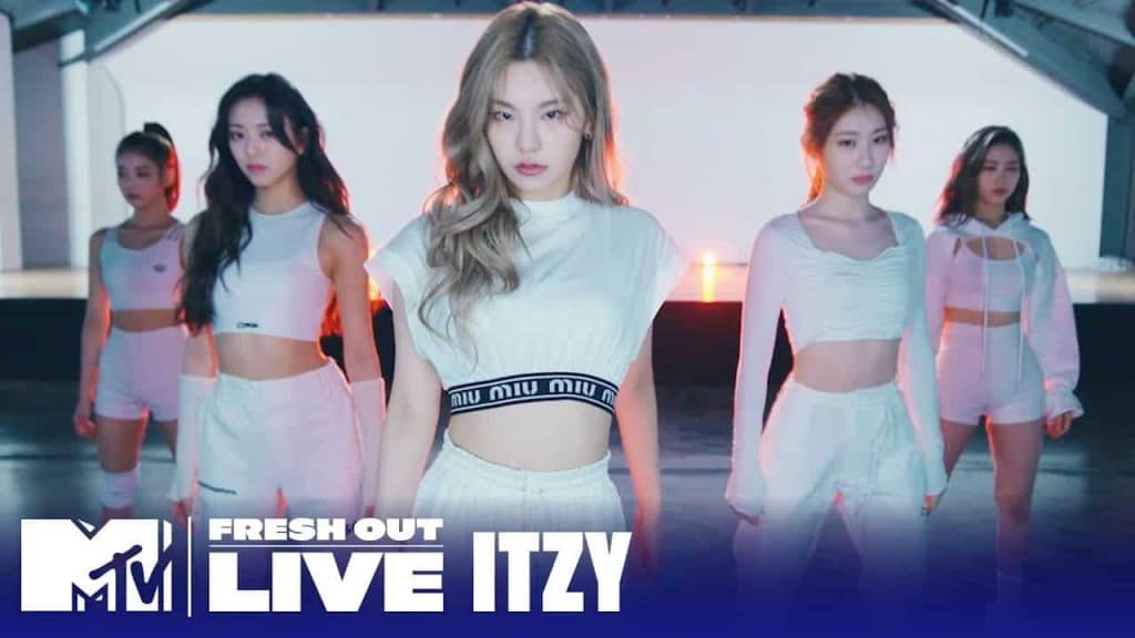 ITZY, MTV Fresh Out'ta “Not Shy” Ve ”Wannabe” Performanslarının ...