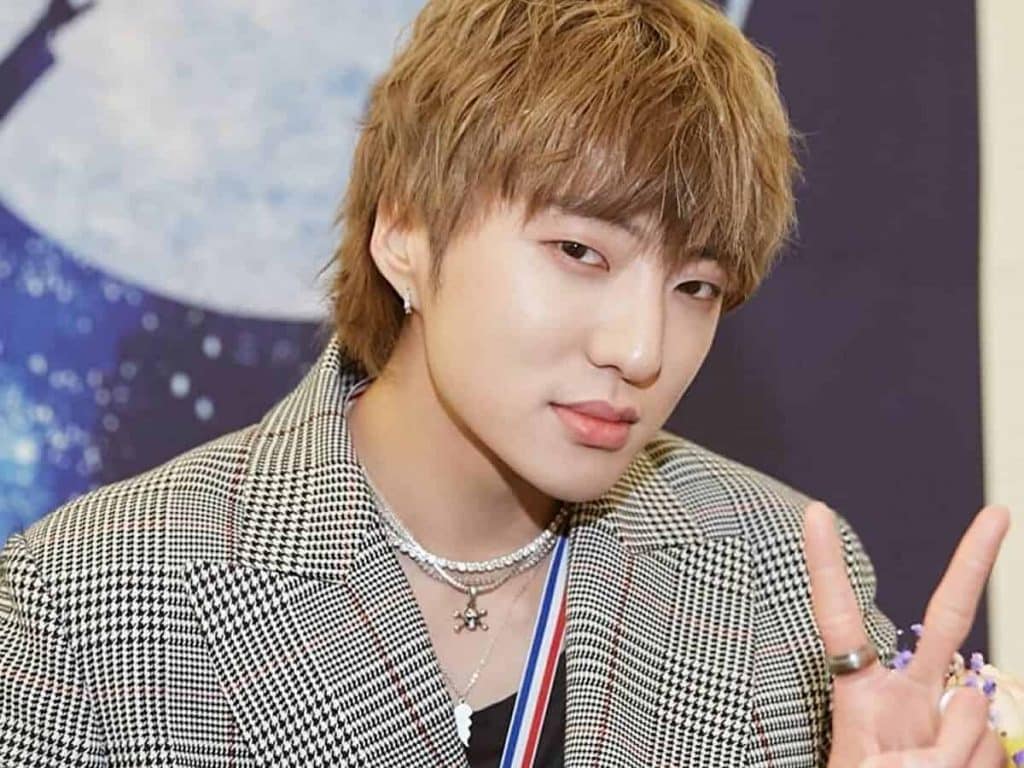 WINNER'dan Kang Seung Yoon, 'Page' Albümündeki Şarkıların Bir Kısmı ...