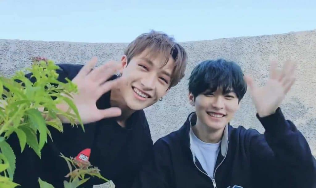 [Pann] Yalnızca Üç Dakikalığına VLive Yayını Açan İdol - KoreZin