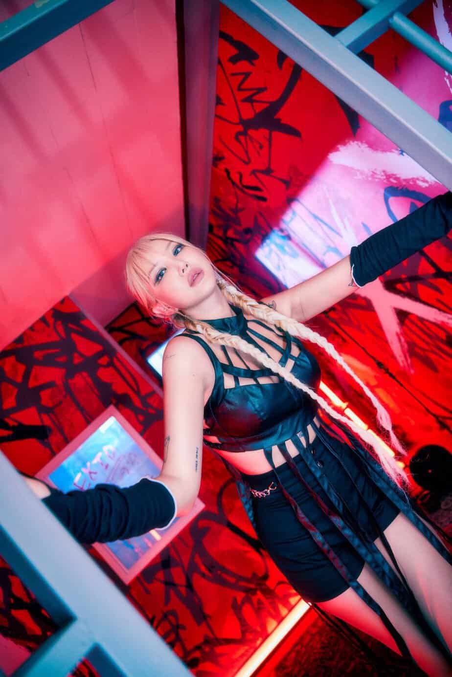 EXID'in 10. Yıl Dönümü Albümü 'X'in Tanıtım Fotoğraflarında, Elly ve Hani Harika Görünüyor - KoreZin