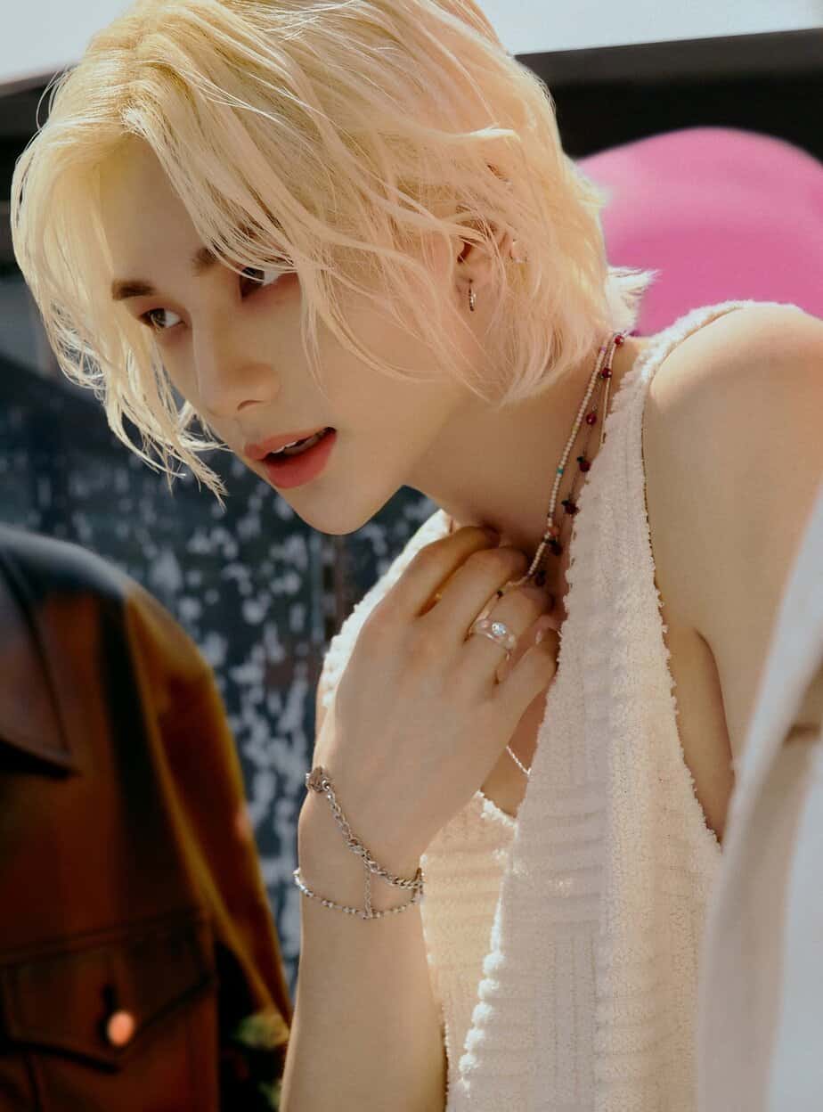 [Pann] Stray Kids'ten Hyunjin, Çin'deki Albüm Satışlarında En Çok Satan ...