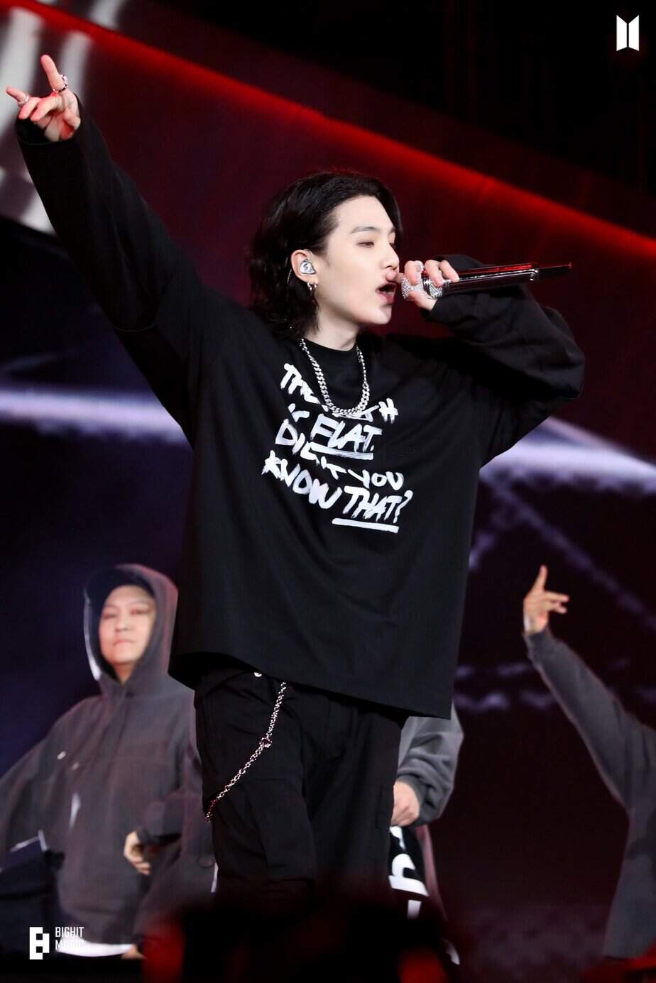 BTS’ten SUGA, İlk Solo Dünya Turunun Tarihlerini ve Şehirlerini ...