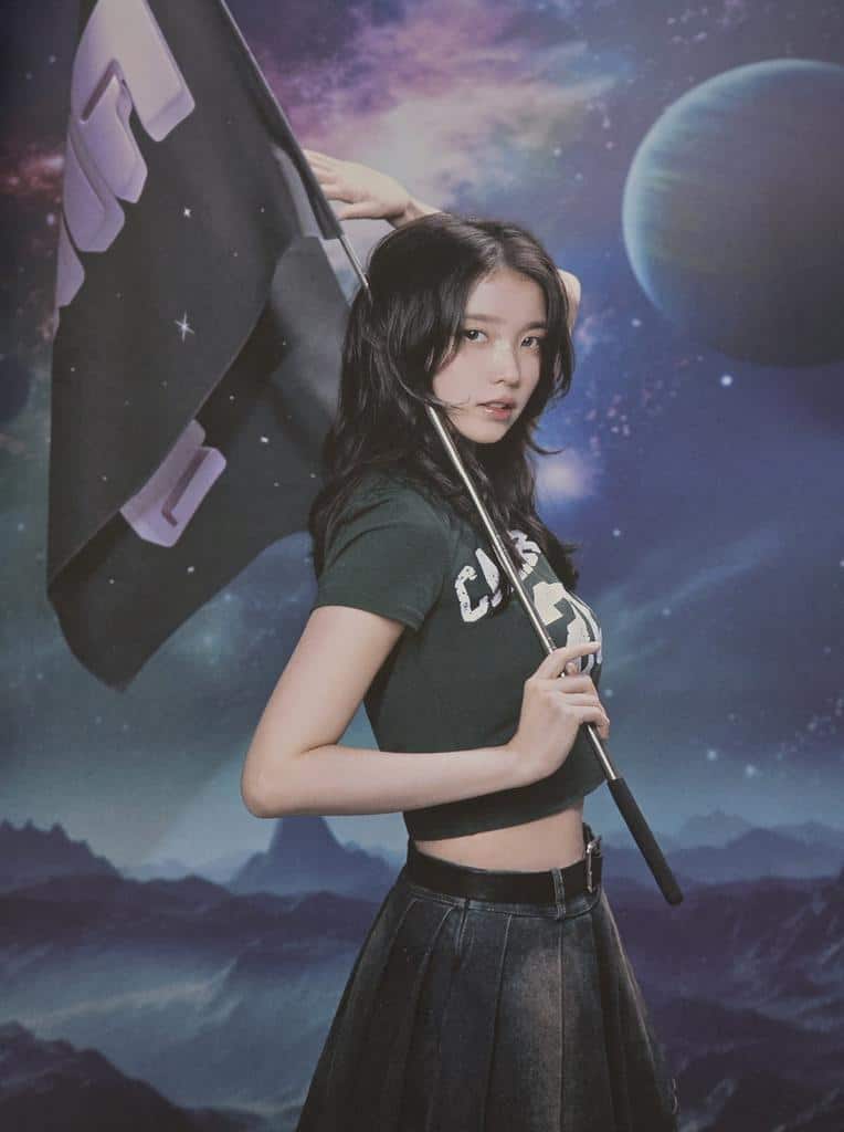 IU'yu İlk Kez Bu Stilde Gördüm - KoreZin