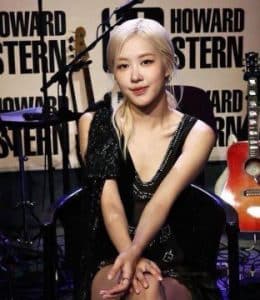 BLACKPINK'ten Rosé, The Howard Stern Show'da Canlı Performans ve Şarkı ...